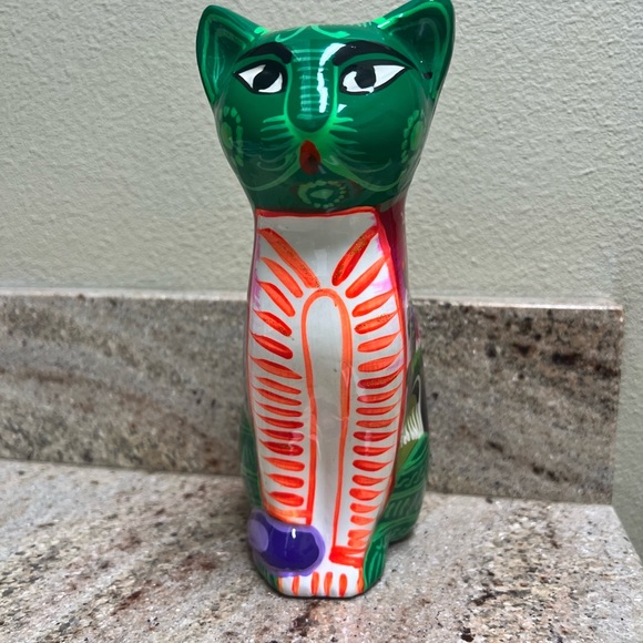 Accents | Ceramic 9 Colorful Hand Painted Cat Figurine Pottery Piggy ...